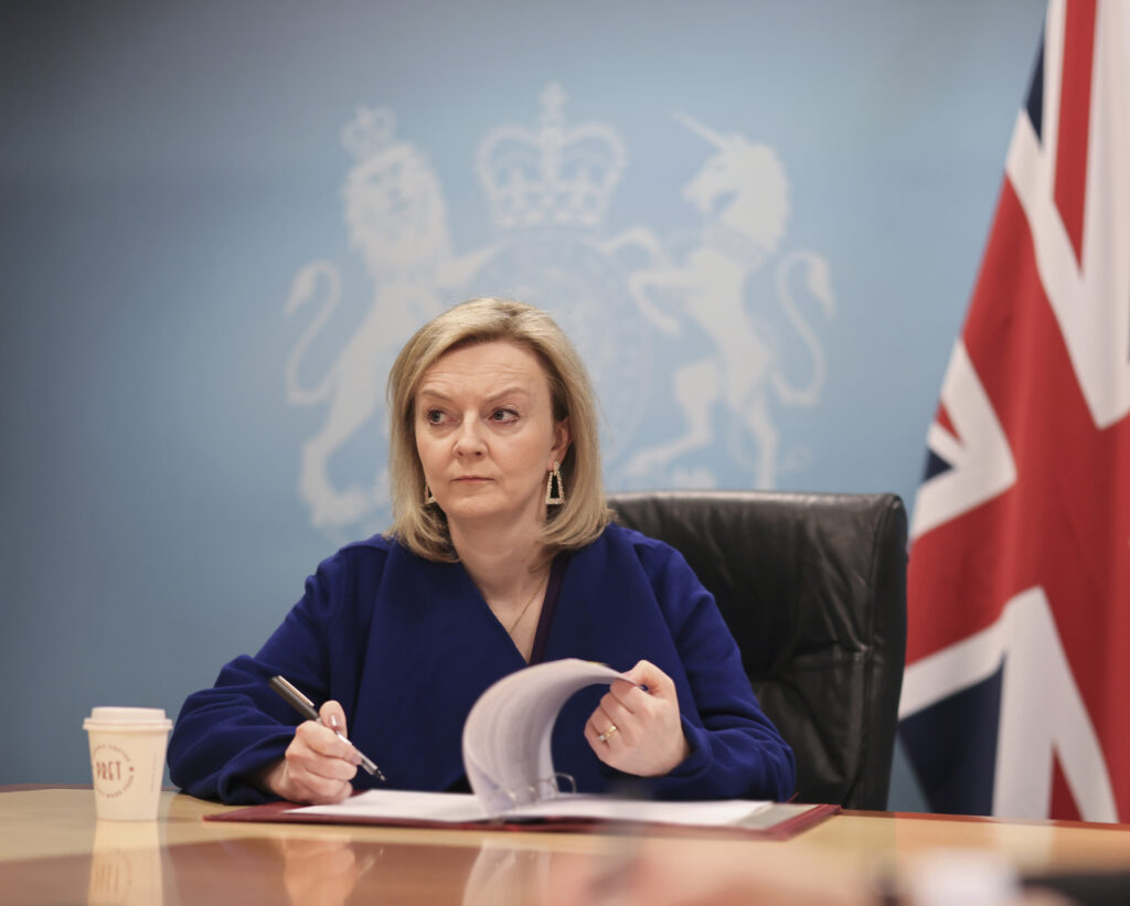 The Glass Cliff: Barriers to Women’s Success – MIR